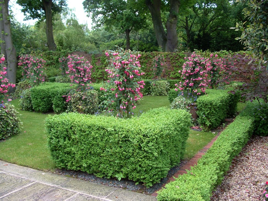 Belógtunk egy angol angolkertbe | Gardenista